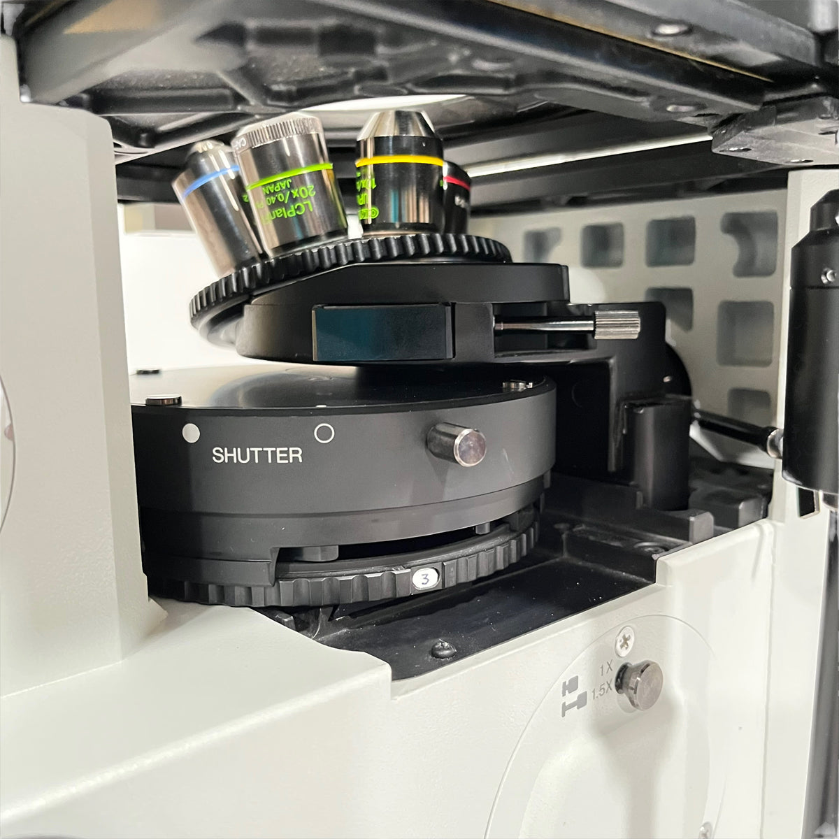 Olympus IX70 Inverted Microscope - Phase Contrast & Fluorescence - Rec